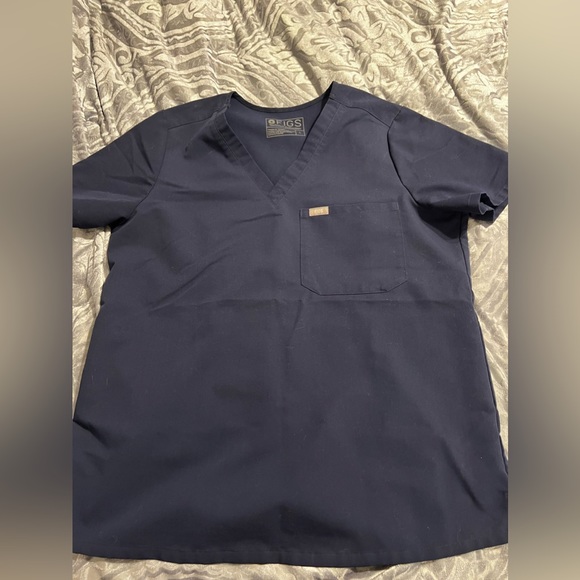Figs | Tops | Large Navy Figs Scrub Top | Poshmark